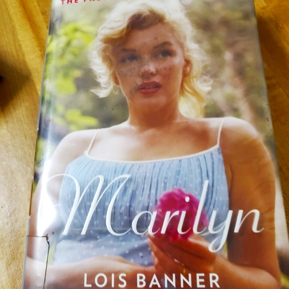 Bloomsbury | Other | Marilyn By Lois Banner | Poshmark